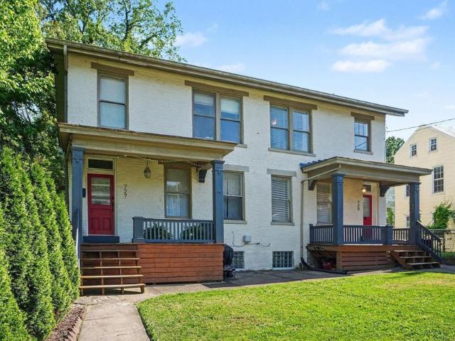 727 Lewis Street
