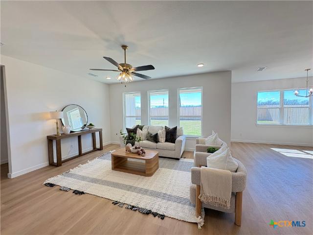 727 Liberty Park Dr, Belton, TX 76513 | MLS #605319