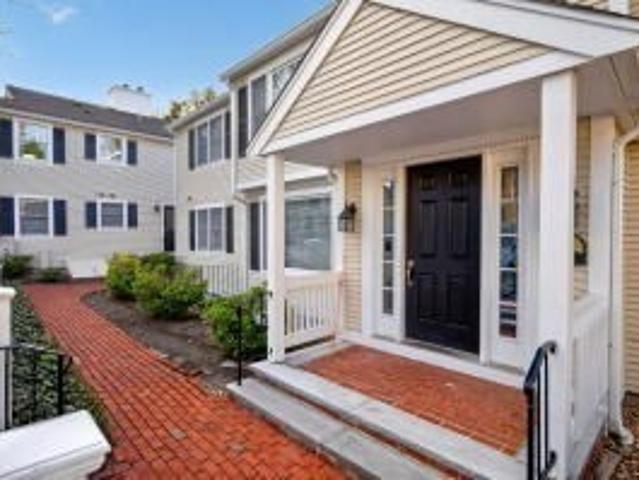 727 Main St # F3