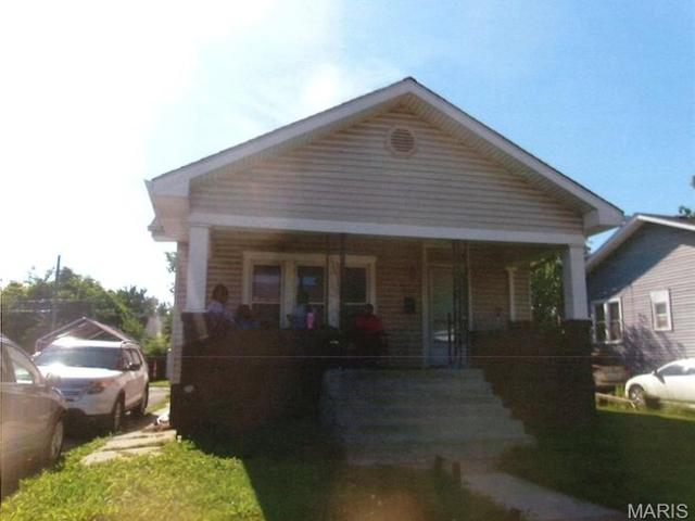 727 N 38th St, East Saint Louis, IL 62205