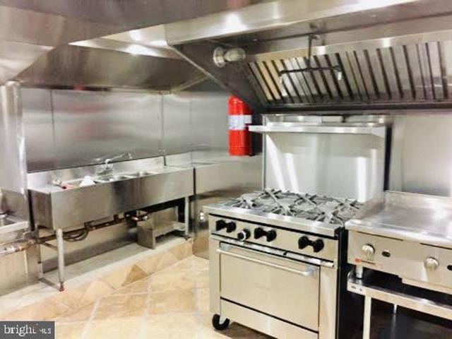 727 s 2nd street # commercial unit
