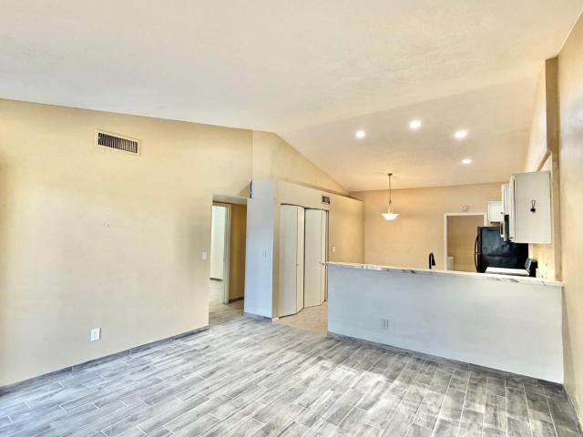 727 S Hartford Street # 185