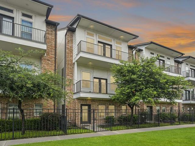 727 Schwartz St, Houston, TX 77020