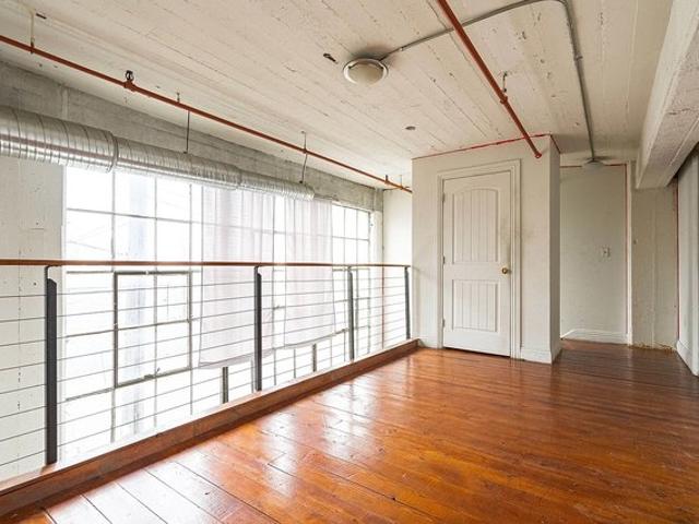 727 W Grand Blvd, Detroit, MI 48216