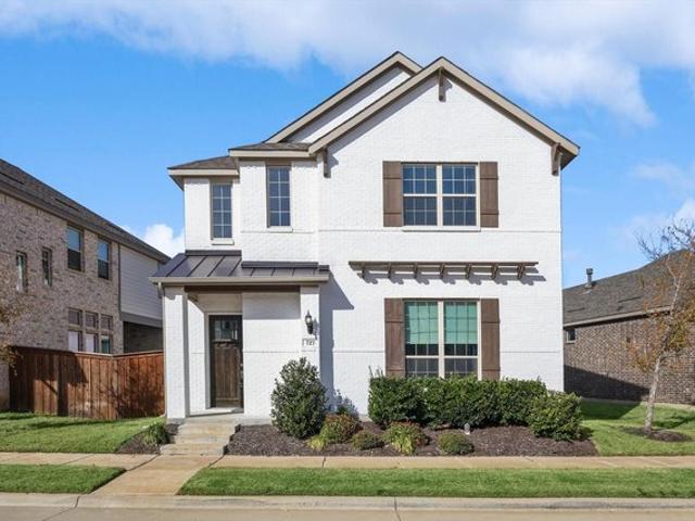 727 Waterbrook Pkwy, Argyle, TX 76226
