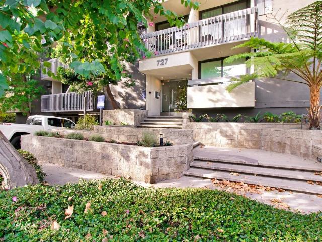 727 Westbourne Studio Apartment for Rent at 727 Westbourne Dr, West Hollywood, CA 90069 West Hollywood