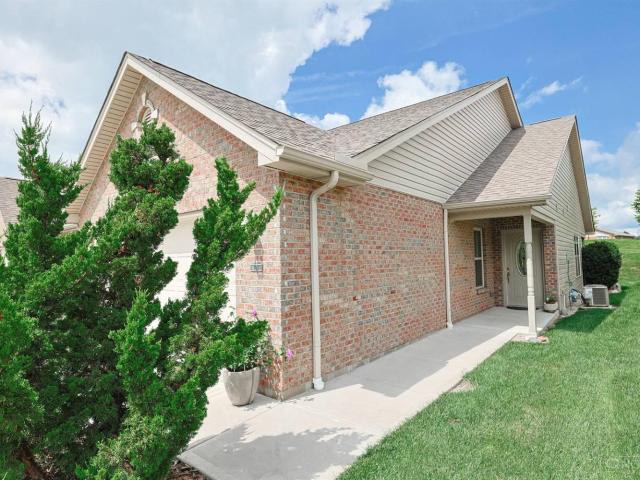 727 Villa Court