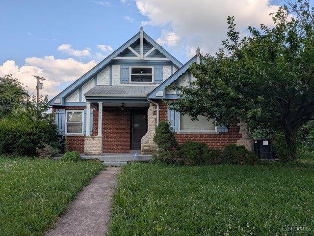 7284 Eastlawn Dr, Cincinnati, OH 45237