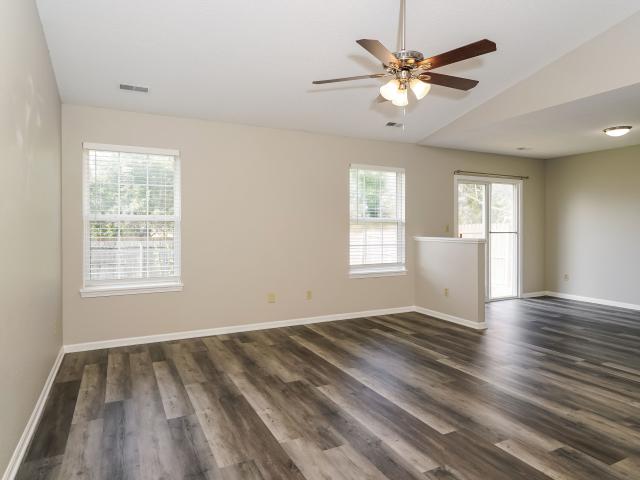 7285 Ridgebrook Dr, Avon, IN 46123 | MLS #22093 | Compass