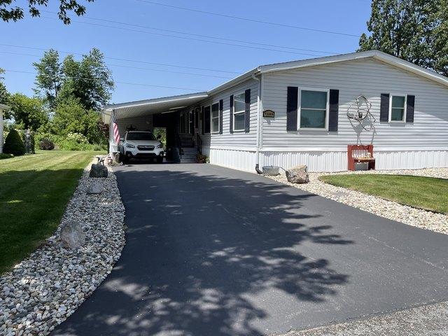 7286 Oak Brook Cir, Portage, MI 49002