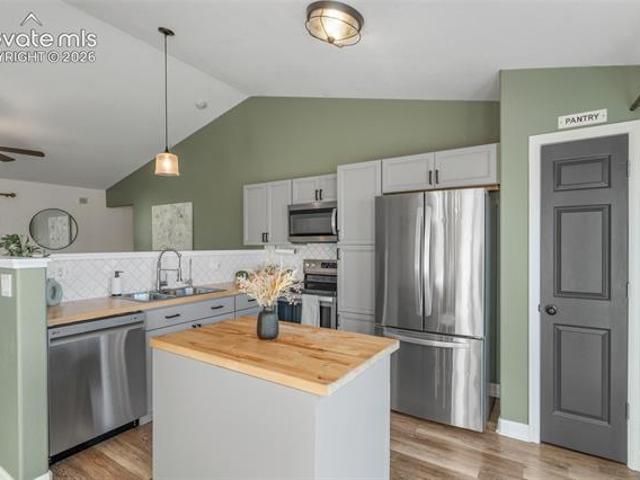 7286 Village Meadows Drive