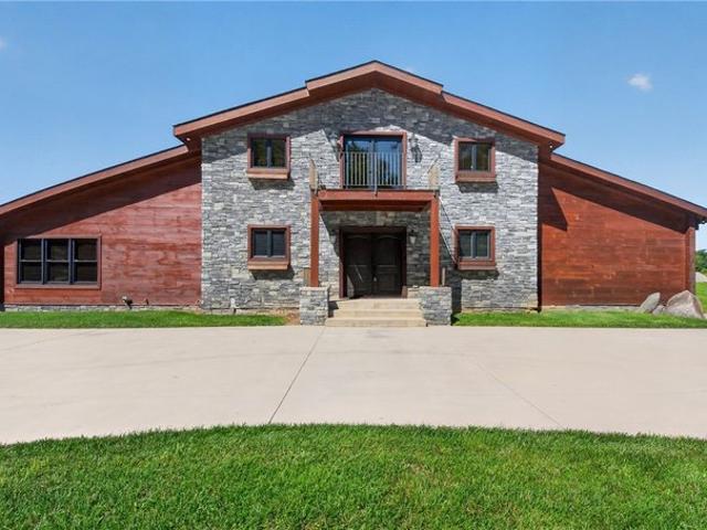 7287 Widener Rd, New Carlisle, OH 45344