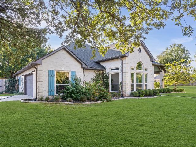 7288 Lakeshore Ct, Willis, TX 77318 | MLS #52897 | Compass