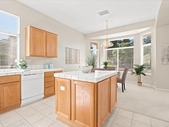 7288 Pineschi Pl, Roseville, CA 95747