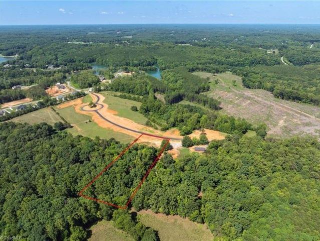 7289 Plunkett Rd, Stokesdale, NC 27357