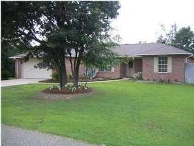 7280 Mossy Oaks Ct, Navarre, FL 32566