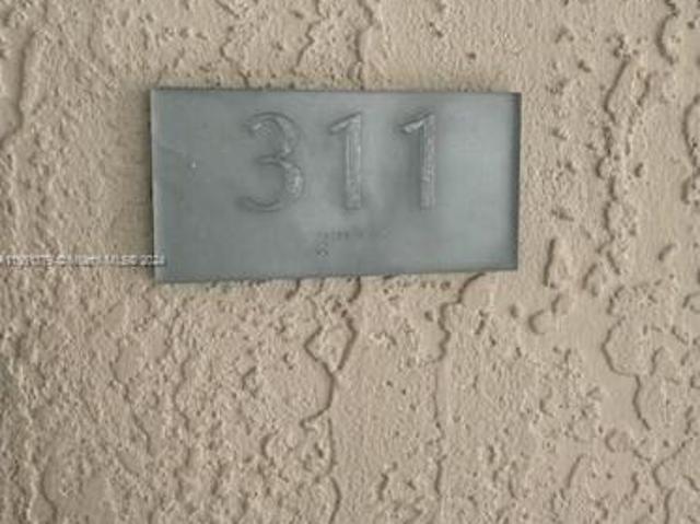 7280 SW 90th St #311, Miami, FL 33156