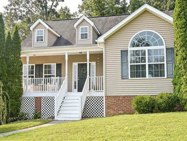 7280 Salmon Ln, Ooltewah, TN 37363