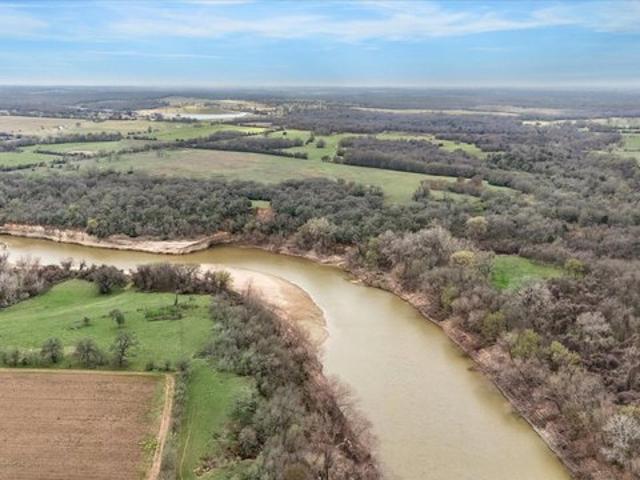 7281 County Road 358, Gause, TX 77836