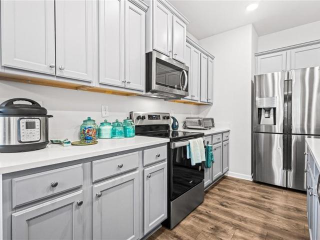 7281 Rockhouse Road 12
