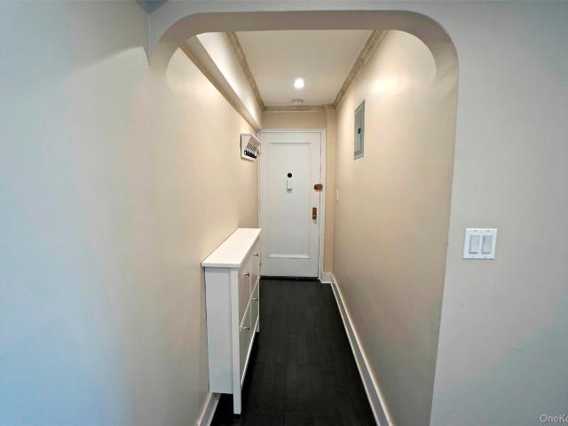 7281 th Street, Unit 5F | Compass
