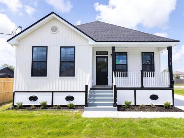 728 5th Ave, Harvey, LA 70058