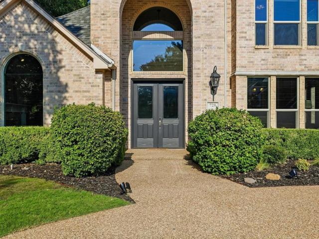 728 Castle Creek Drive