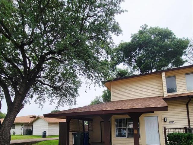 728 Arrowhead Circle