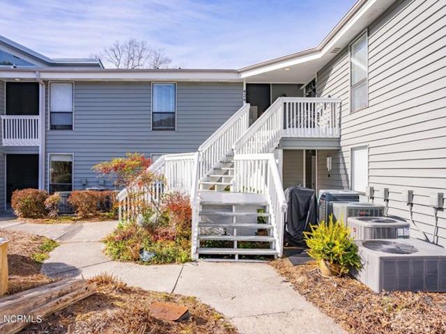 728 Azalea Dr Unit 424, Hampstead, NC 28443