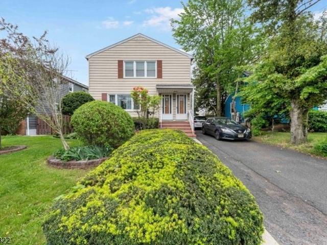 728 E 1st Ave, Roselle, NJ 07203