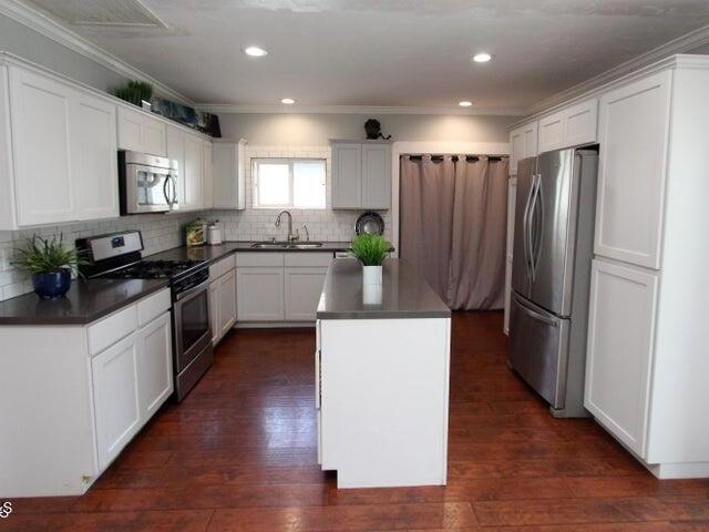 728 E Pleasant Street
