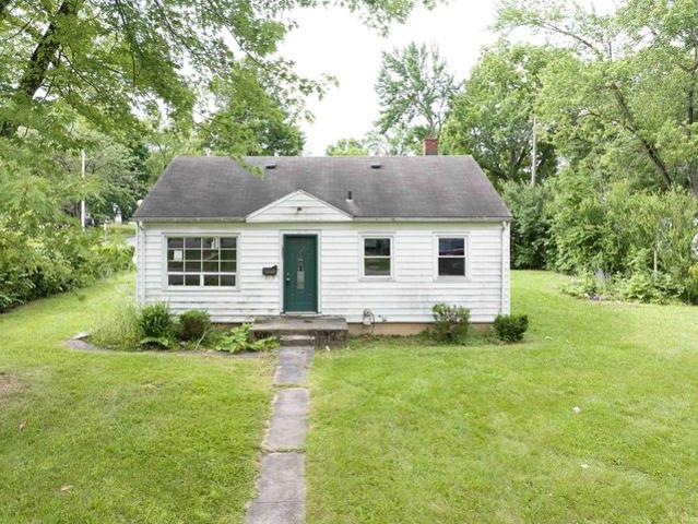 728 E Sherwood Ter, Fort Wayne, IN 46806