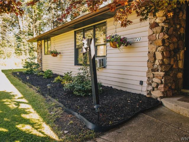 728 Four Rod Road