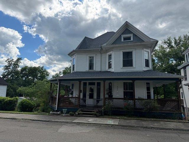 728 Maple Ave, New Martinsville, WV 26155