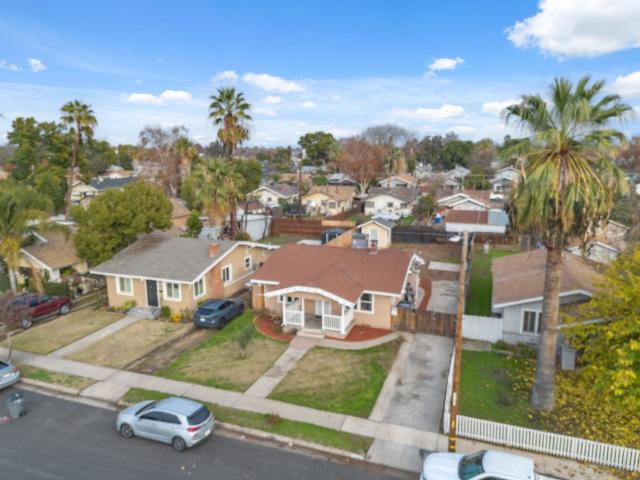728 N Farris Ave, Fresno, CA 93728 | Compass