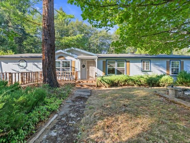 728 N Old Stage Rd, Cave Junction, OR 97523