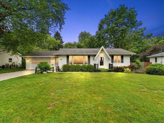 728 N Stewart Ave, Fremont, MI 49412
