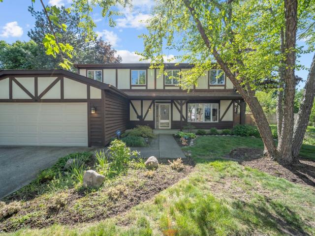 728 Price Lane