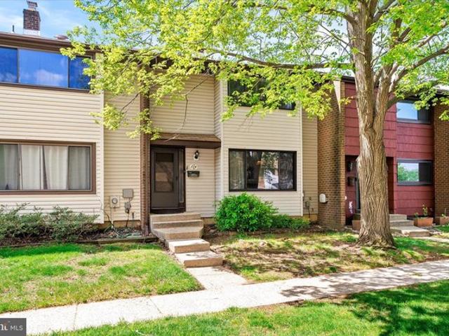728 Twin Rivers Dr N, East Windsor, NJ 08520