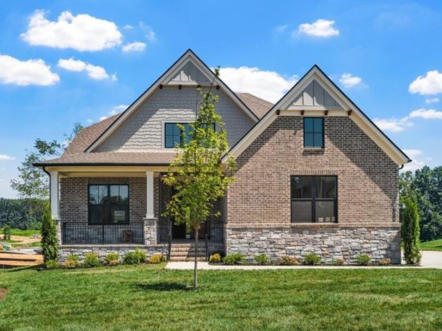 7294 Woodruff Dr, Fairview, TN 37062