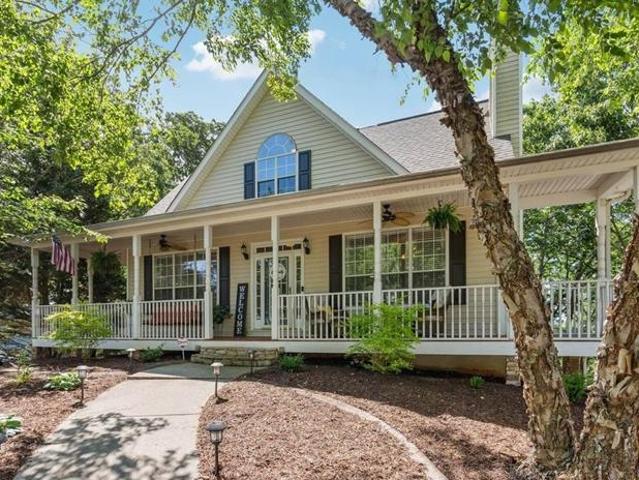 7295 Lanier Cove Ct, Cumming, GA 30041