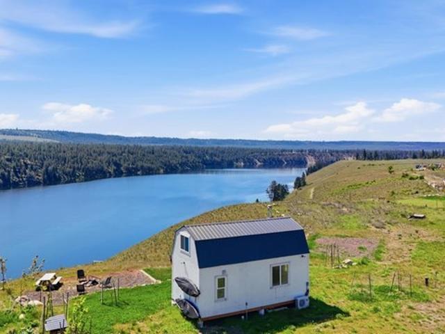 7295B Highway 291, Tumtum, WA 99034