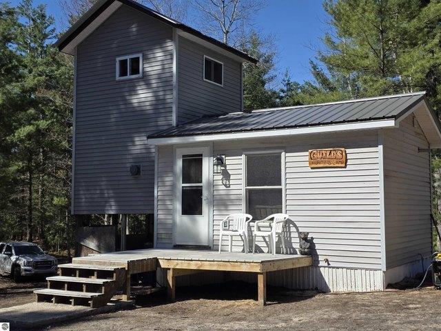 7299 N Truesdale Rd, Manton, MI 49663