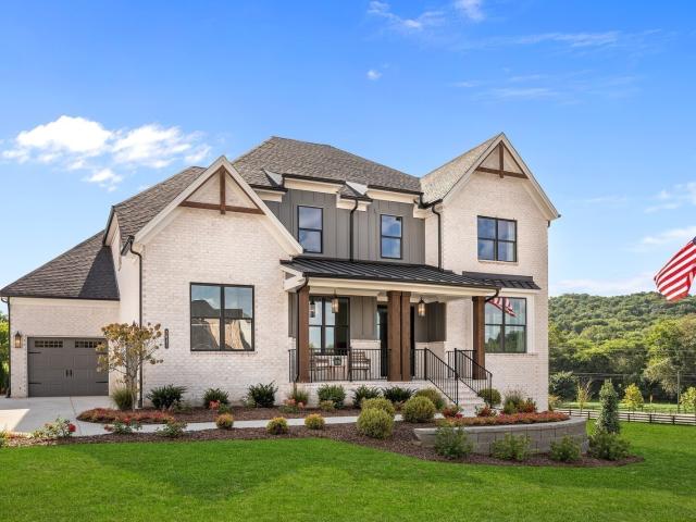 7299 Woodruff Dr