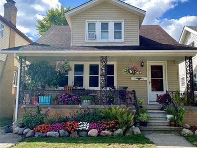 7290 Engleman, Center Line, MI 48015