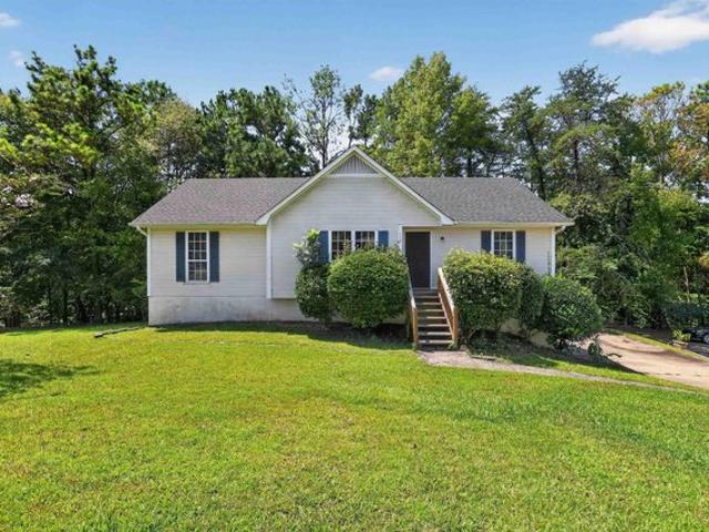 729 13th Ter NW, Center Point, AL 35215