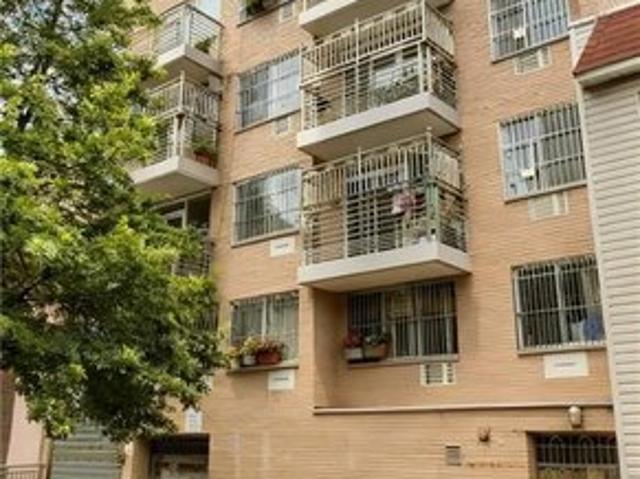 729 40th St Unit 1C, Brooklyn, NY 11232