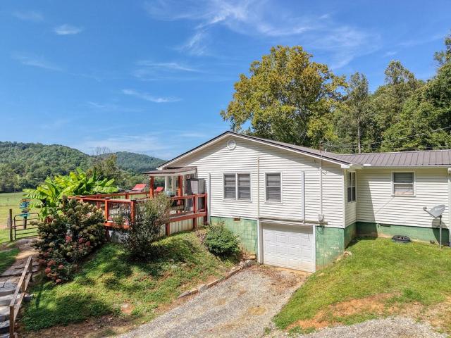 729 Collins Rd, Blairsville, GA 30512 | MLS #418712 | Compass