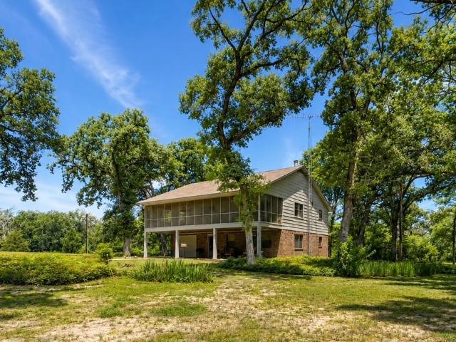 729 Centerhill Cemetery Road
