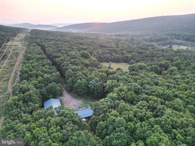 729 Anthony Bohrer Rd, Slanesville, WV 25444